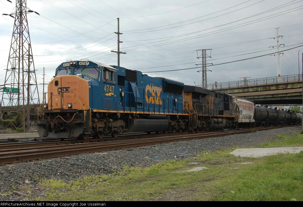 CSX 4747